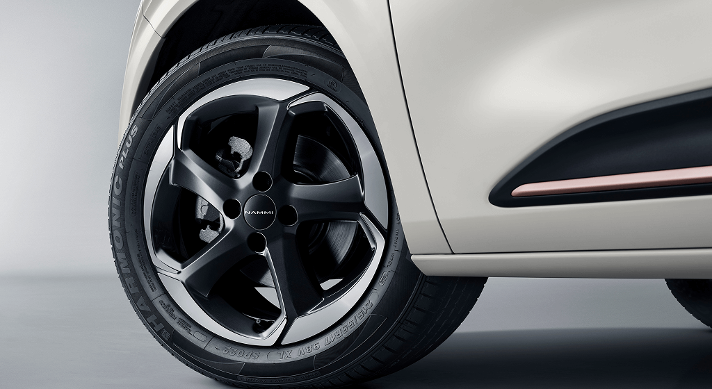 Forthing Friday Archives - Dongfeng Motors Philippines